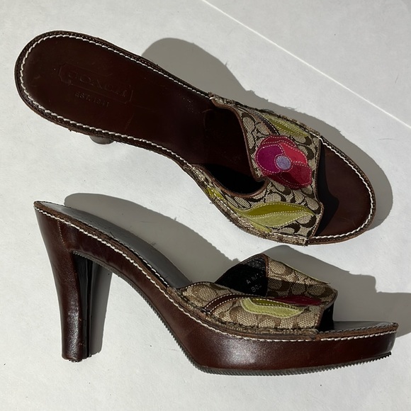 Coach | Shoes | Coach Katalina Signature Logo Shoe Pink Green Floral ...